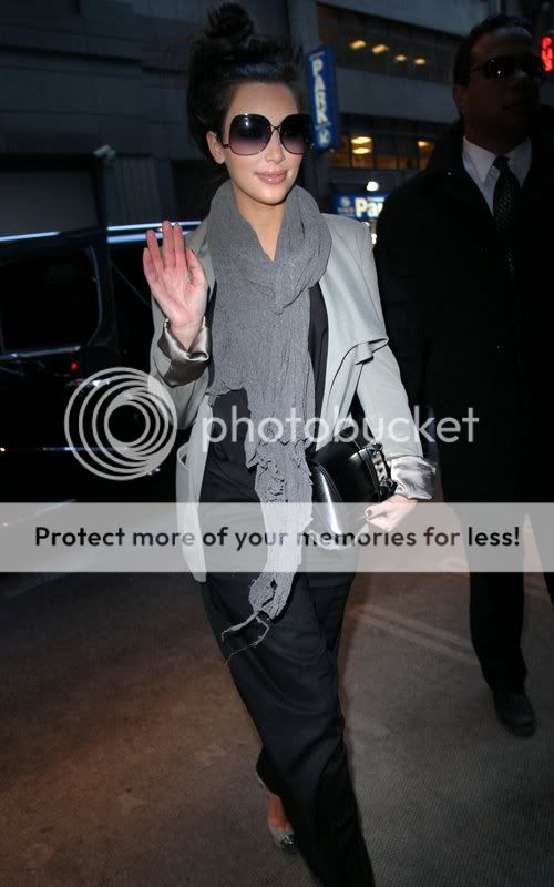 ~The Kim Kardashian Thread 12!!!!!!!!!!!!!!~ | Page 214 | PurseForum